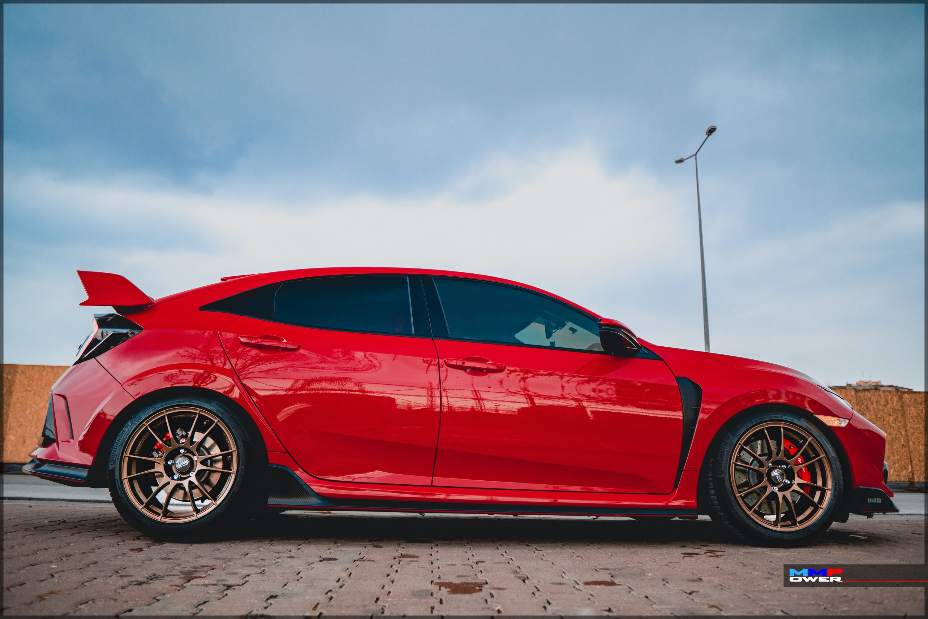 HONDA FK8 TypeR RallyeRed